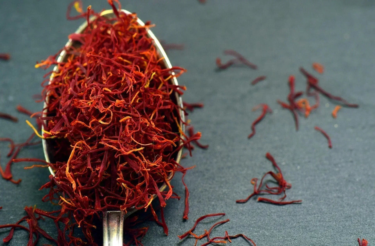 Saffron for PMDD & PMS: Benefits, Dosage & What the Science Says